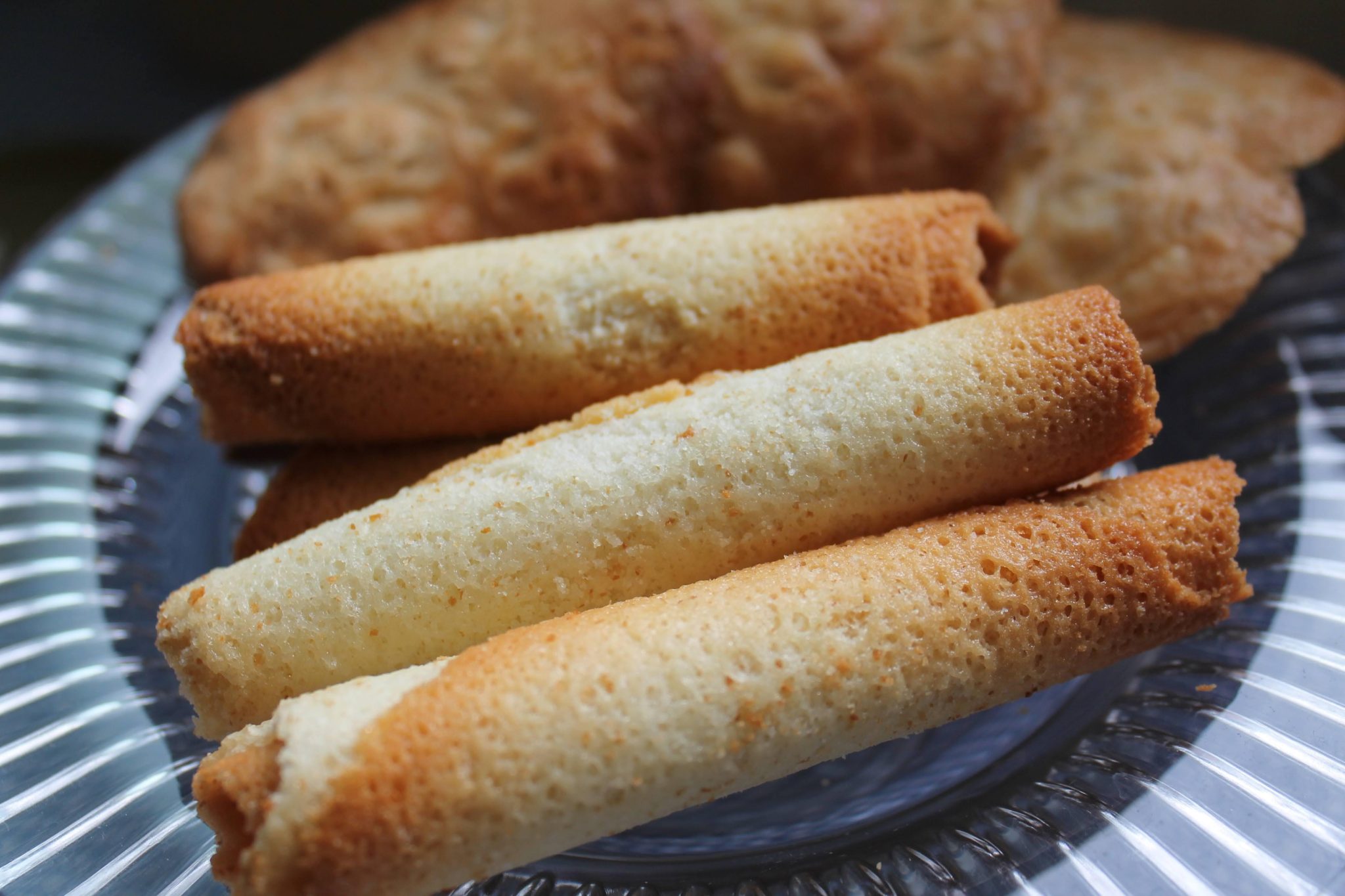 【スペイン菓子探求】Tejas y Cigarillos